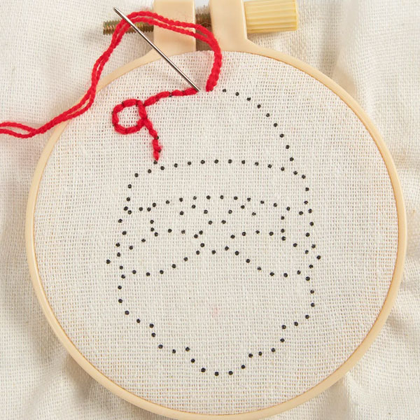 DIY Kit - Brodera en jultomte - Köp av Kristinas Scrapbooking